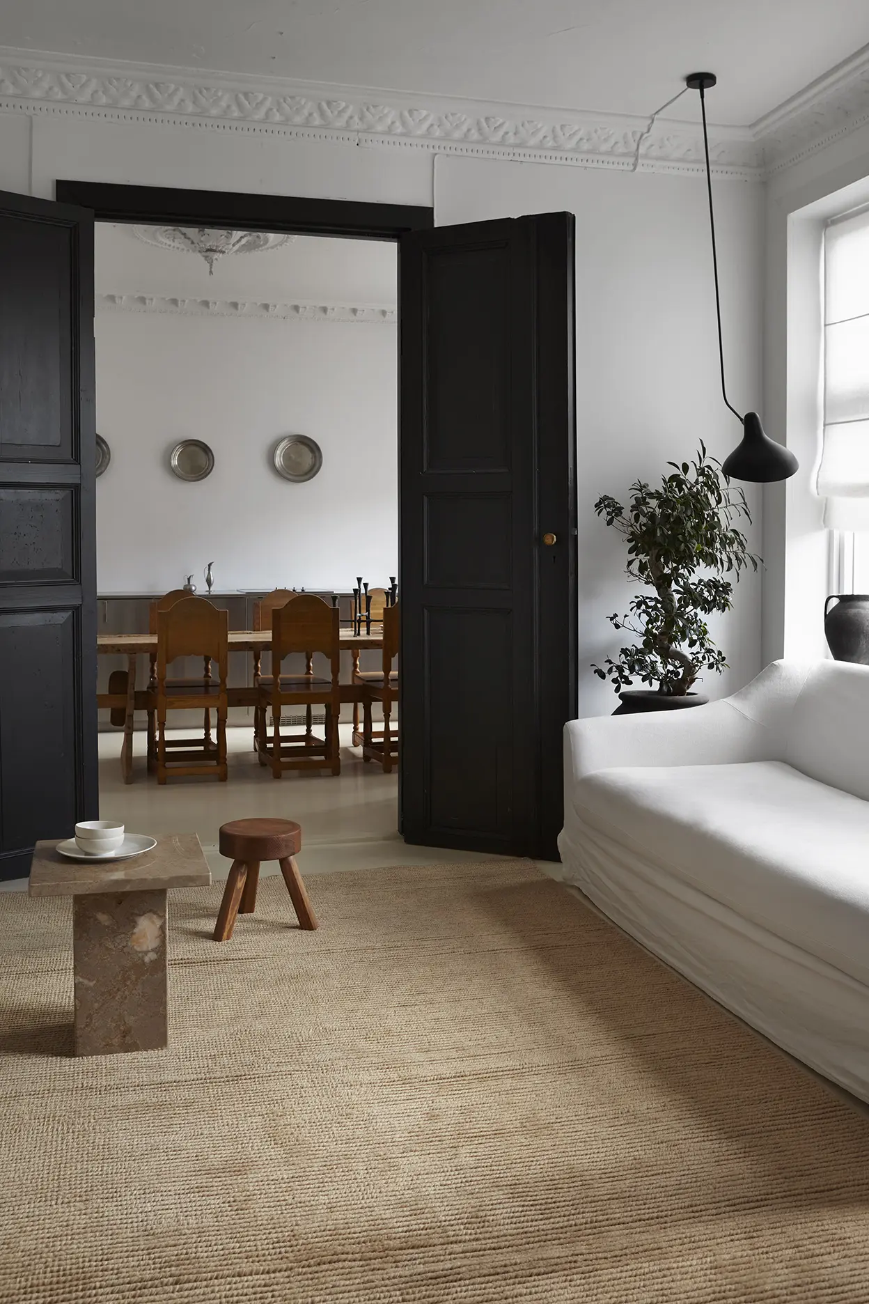 Rugs for Restaurants and Bars: Durability Meets Design | Kapetto